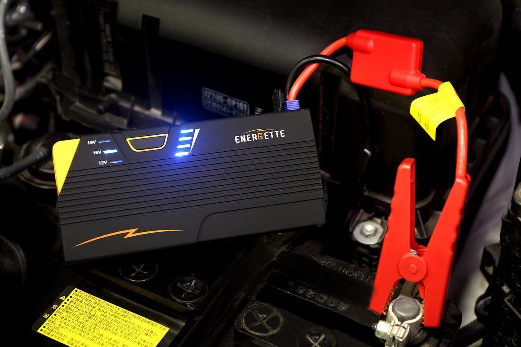 Hands-On: Energette PowerBeast Multifunction Compact Car Jump Starter ...