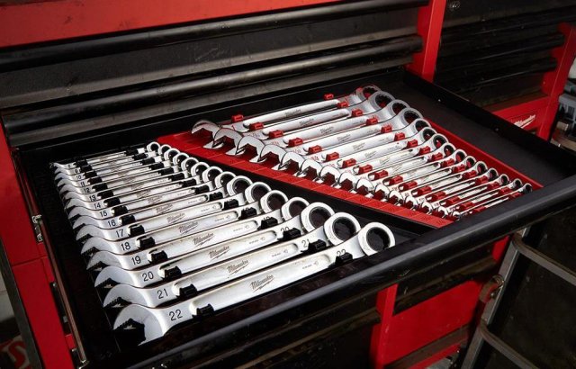 7 Best Combination Wrench Sets for Mechanics and DIYers 2022