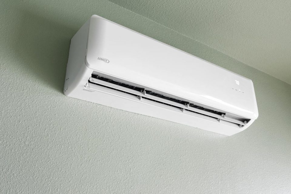 5 Best Air Conditioners for Your Garage to Keep You Cool and Dry