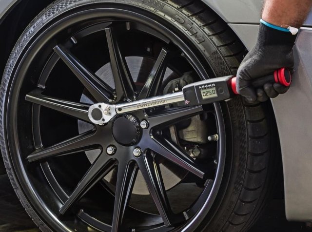 5 Best Digital Torque Wrenches for Professional and DIY Work